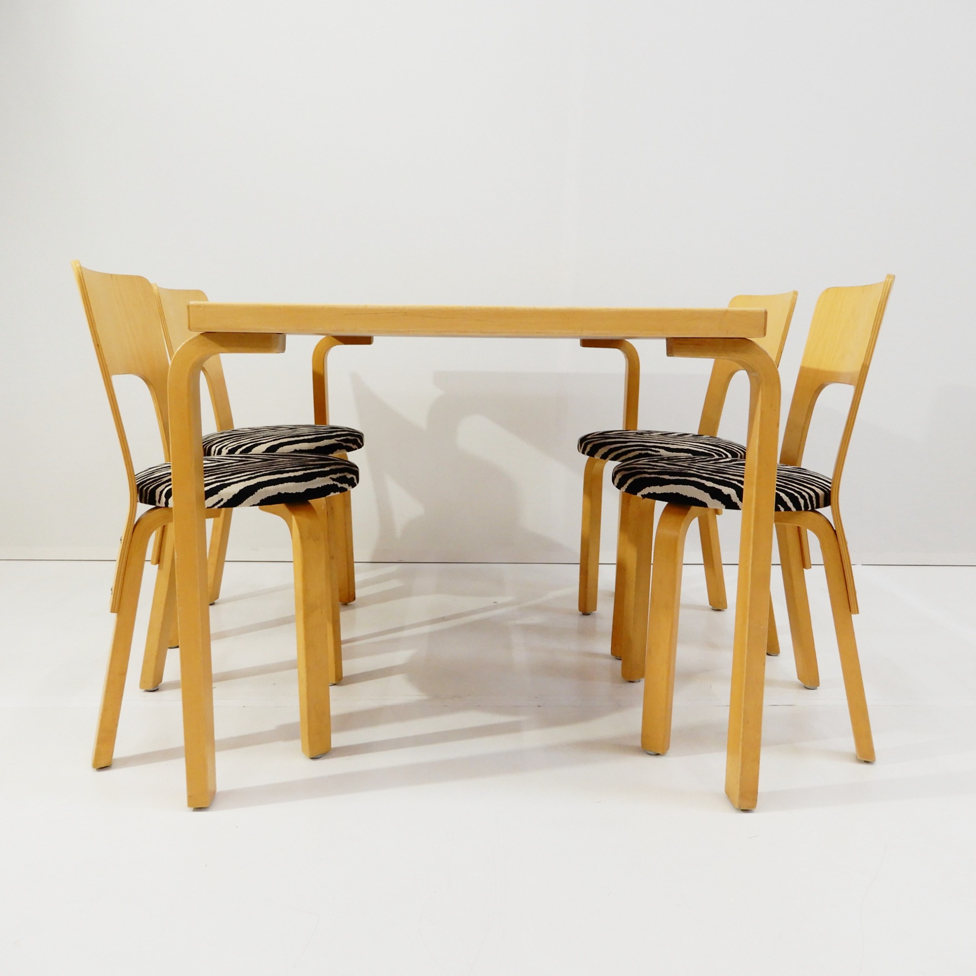 Käytetyt kalusteet verkkokaupasta - Alvar Aalto, Kukkapuro, Artek